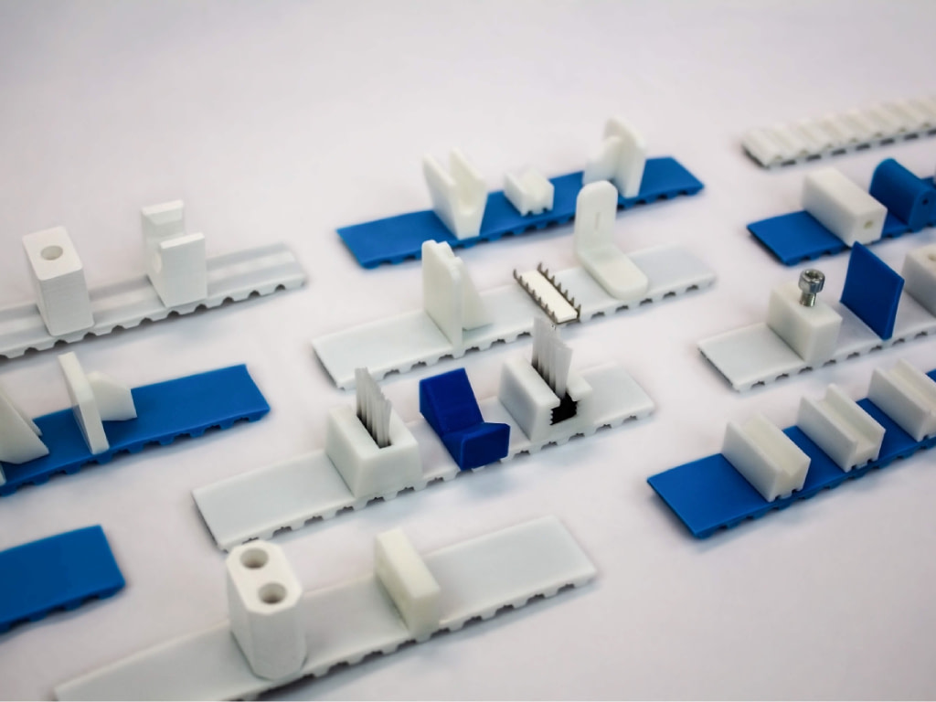 Belts with Custom Cleats | Ydins